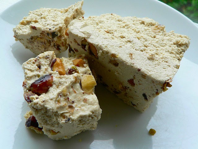 Docaitta Lifestyle: Recipe: Halva, Pistachio Middle Eastern Confection
