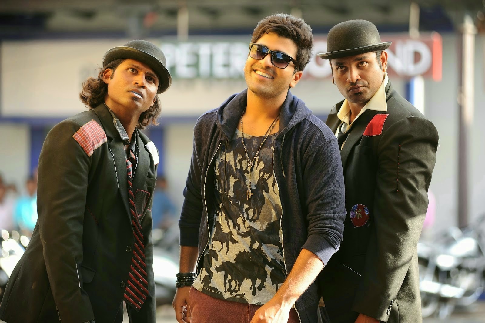 Run Raja Run Movie Stills - Benfit Show