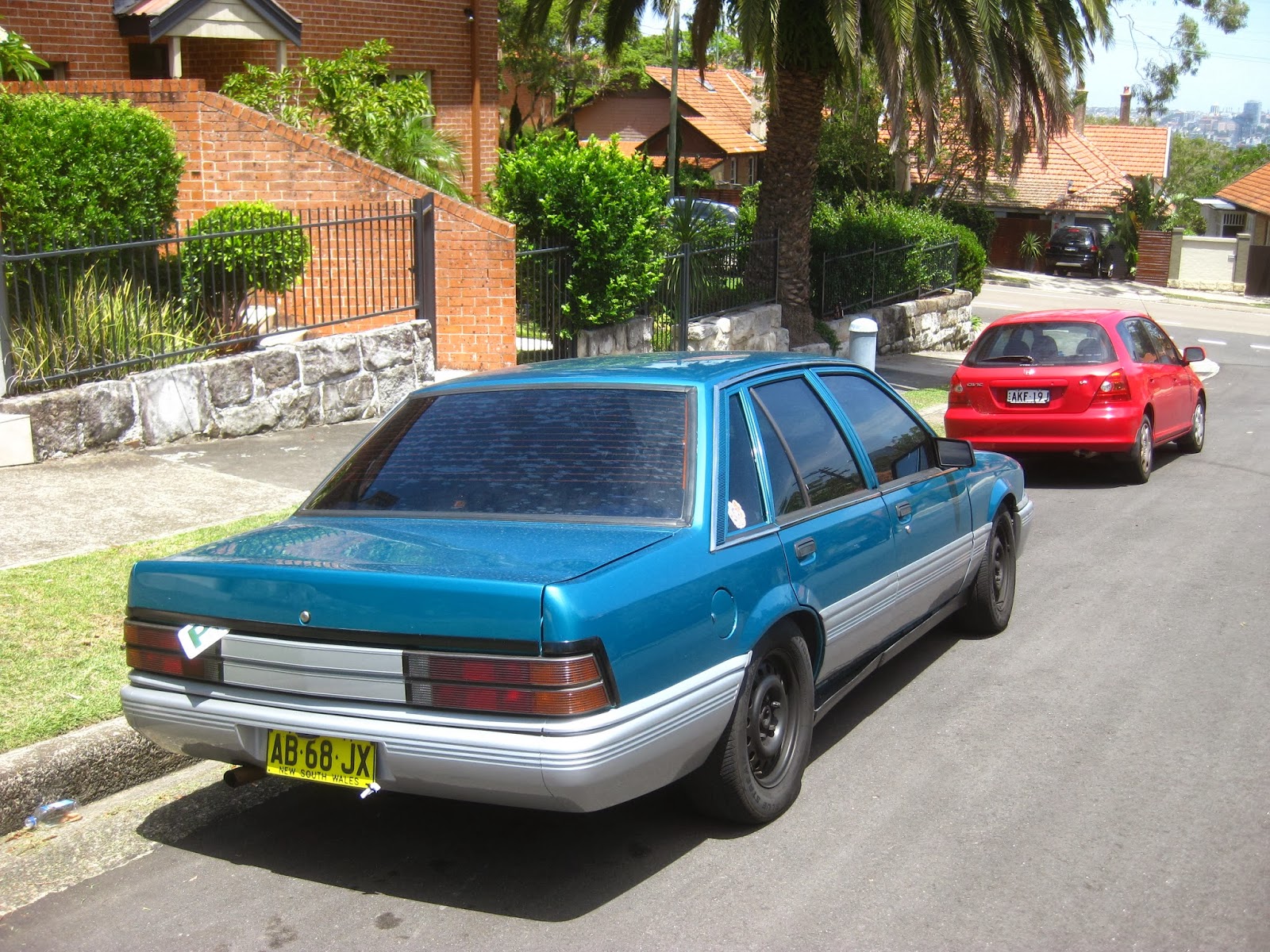 Aussie Old Parked Cars: 1988 Holden VL Calais