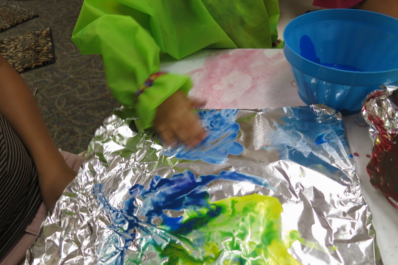 Toddler Art Class: Painting on Foil : library makers