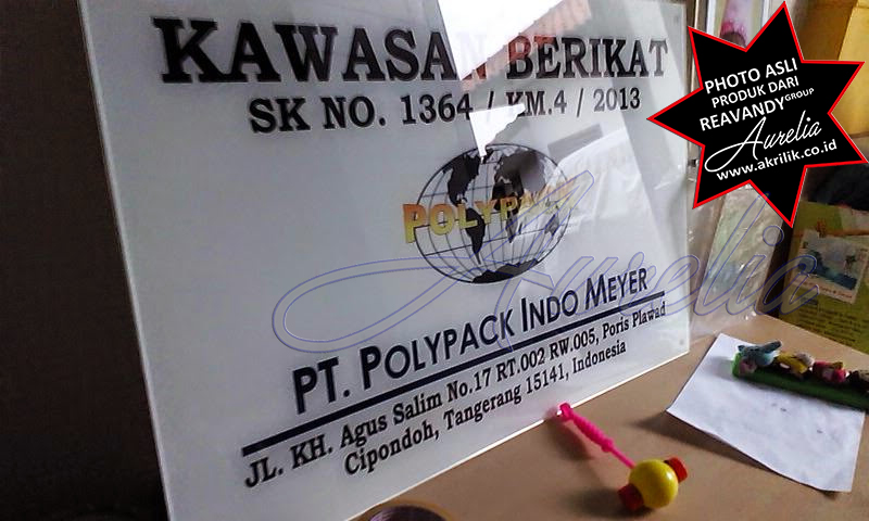 tempat brosur jual frame akrilik frame poster kotak saran plang nama ...