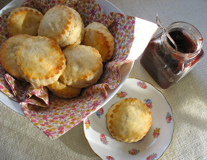 capers and crayons: Biscuits for Breakfast
