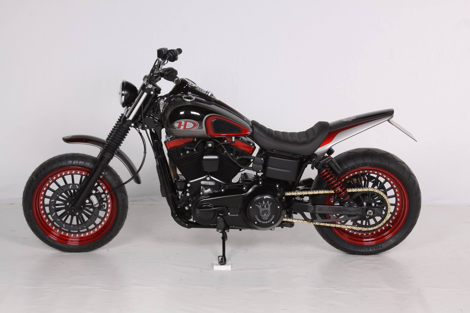 Racing Cafè: Harley Dyna "Supermoto" by HD Performance Custom ...
