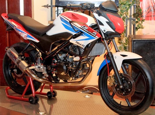 Gambar Modifikasi Honda CB150R Streetfire Terbaru 2014