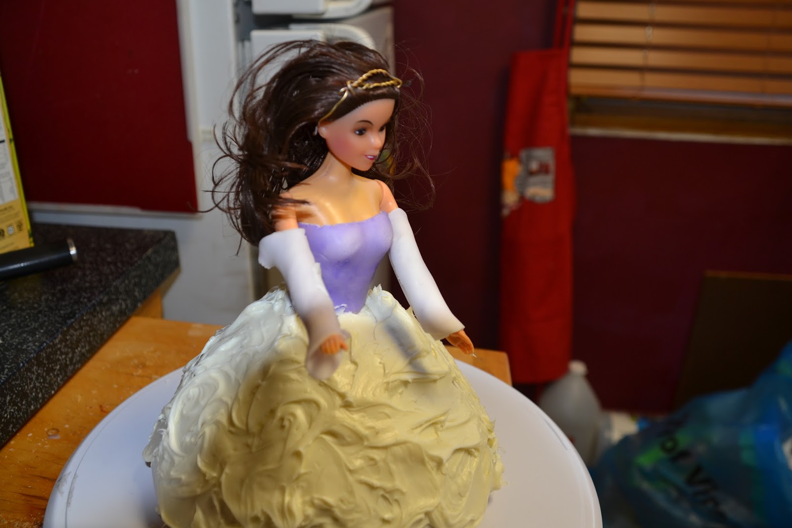 Quest 41: Princess Hilda Cake - The Zelda Gourmet