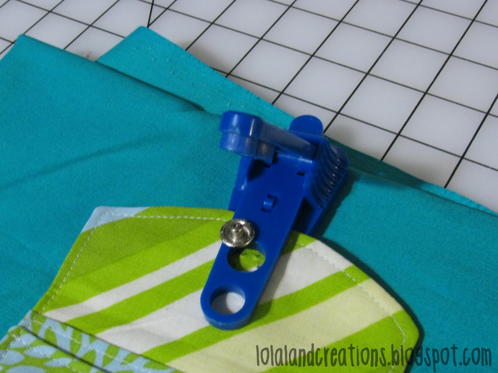 LolaLand Creations: Tutorial & GIVEAWAY: Fabric Business Card Holder