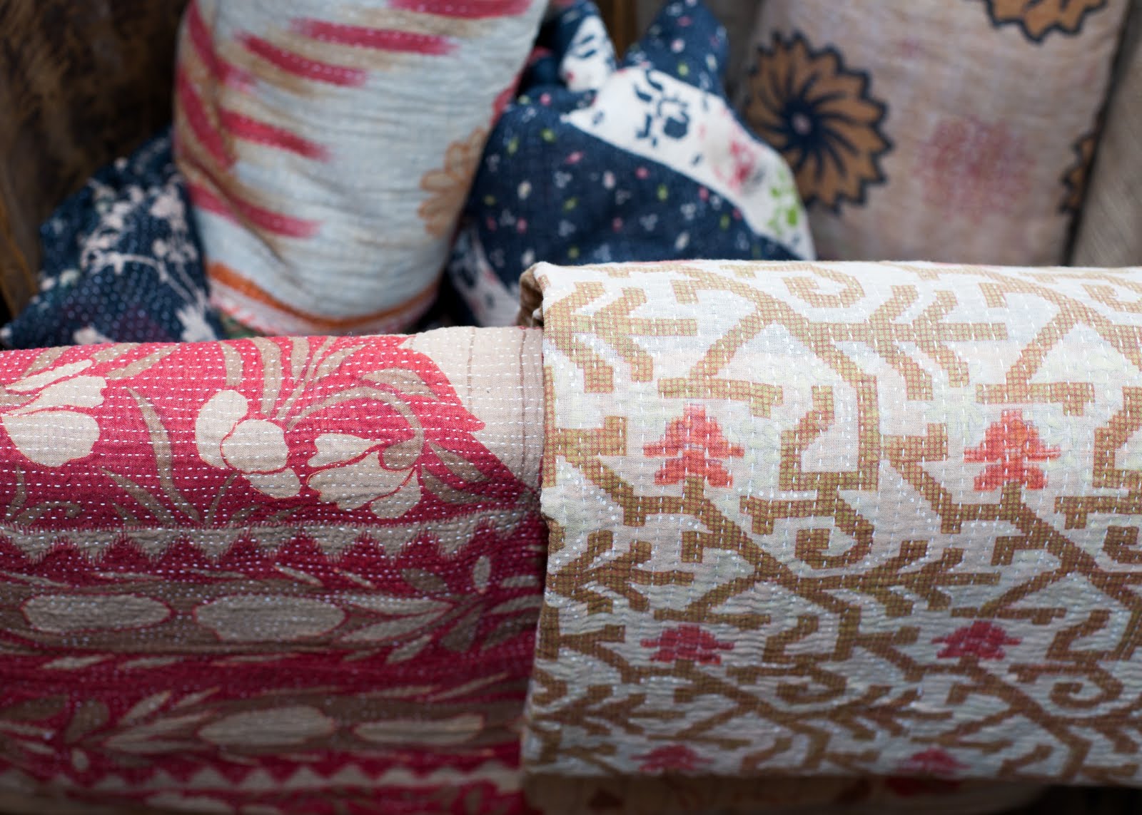 The New Victorian Ruralist: Vintage Textiles...