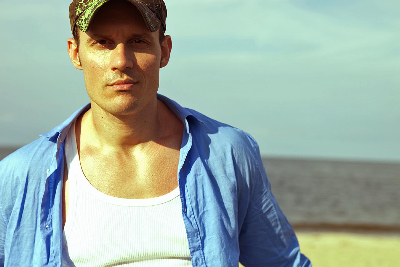 KEITH COLLINS TALKS ABOUT 'MEAT PUPPET'