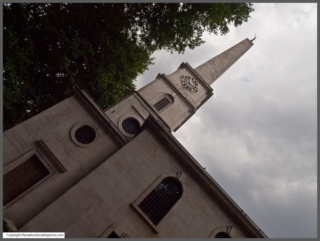 London Daily Photo: July 2011