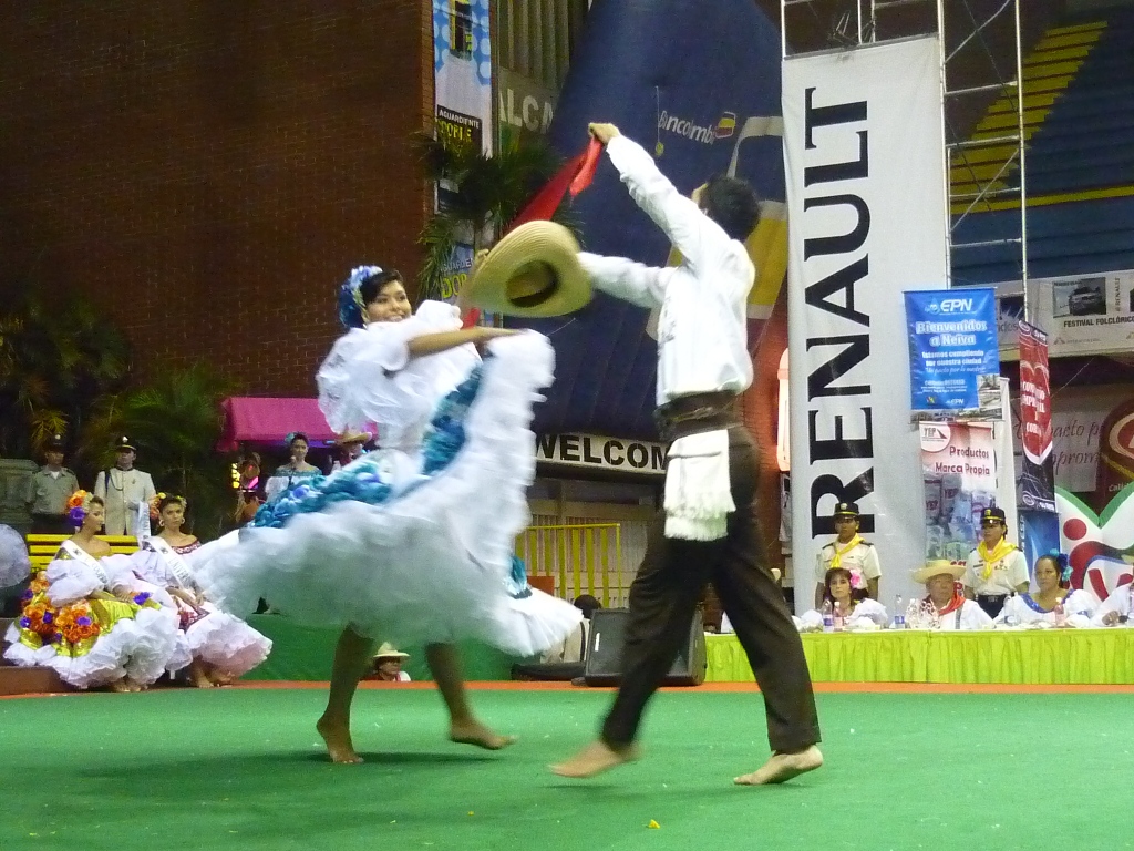 Noticias, Arte, Cultura y Turismo: Historia: Traje Típico del Hombre en ...