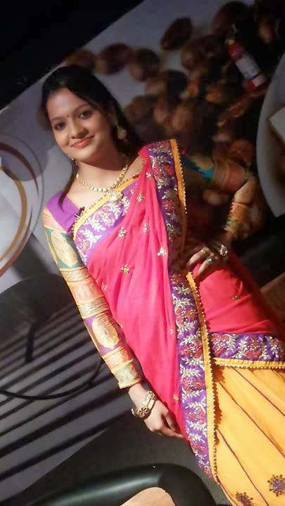 VJ Chithra in Saree | Veethi