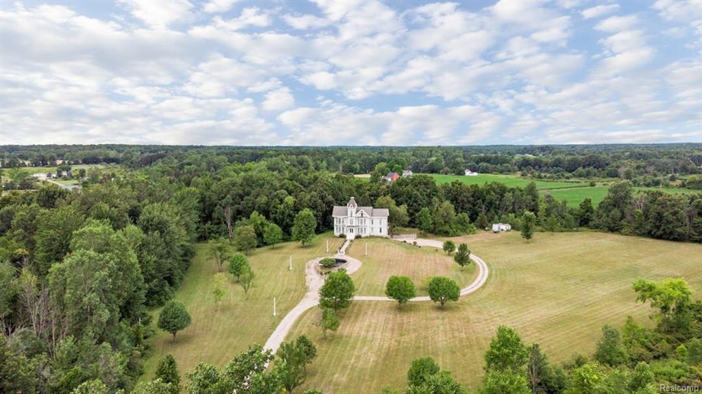 Sweet House Dreams: 1865 Queen Anne Victorian in Mayfield, Michigan