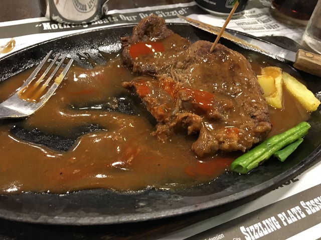 ERICJAZ FOODIES: SIZZLING PLATE BAGUIO CITY