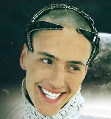 The Monkey Buddha: Vitas "7th Element"