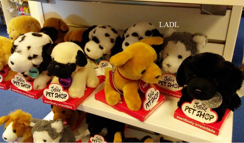 Living A Doll's Life : *In Store Report* Pet Sets - Justice