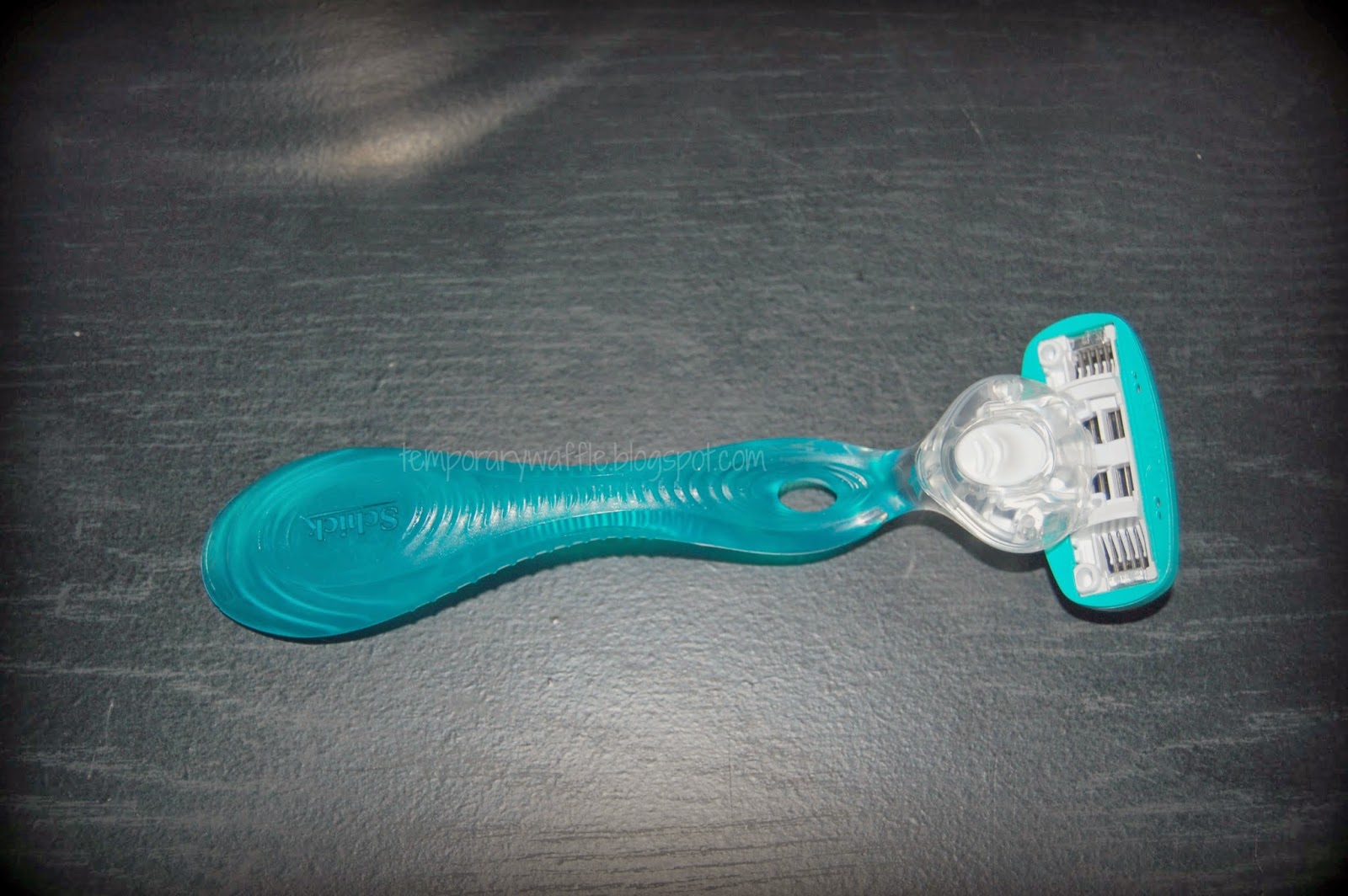 Temporary Waffle: Schick Hydro Silk Shaver +Skintimate Shaving Cream Review