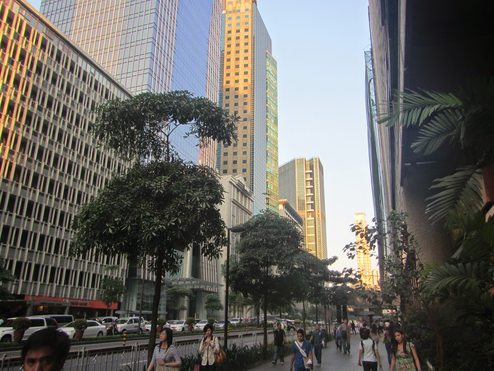 LEXICAL CROWN: MAKATI CITY