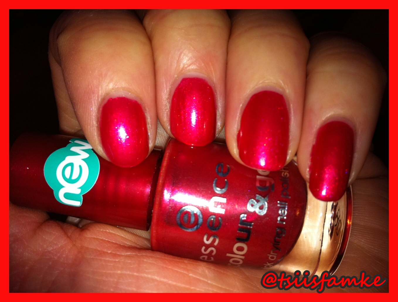 nails 4 fun.•*´¯)¸.•*: Essence Red-y to go