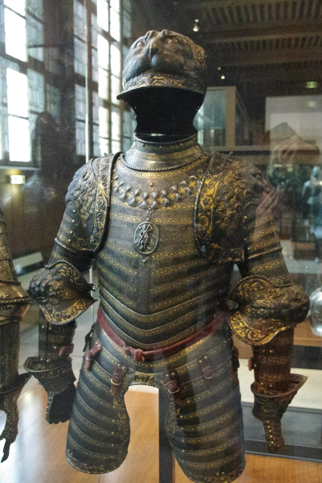 GollyGeeGosh: France - Paris Again Day 2 - Musee De L'Armee Armor