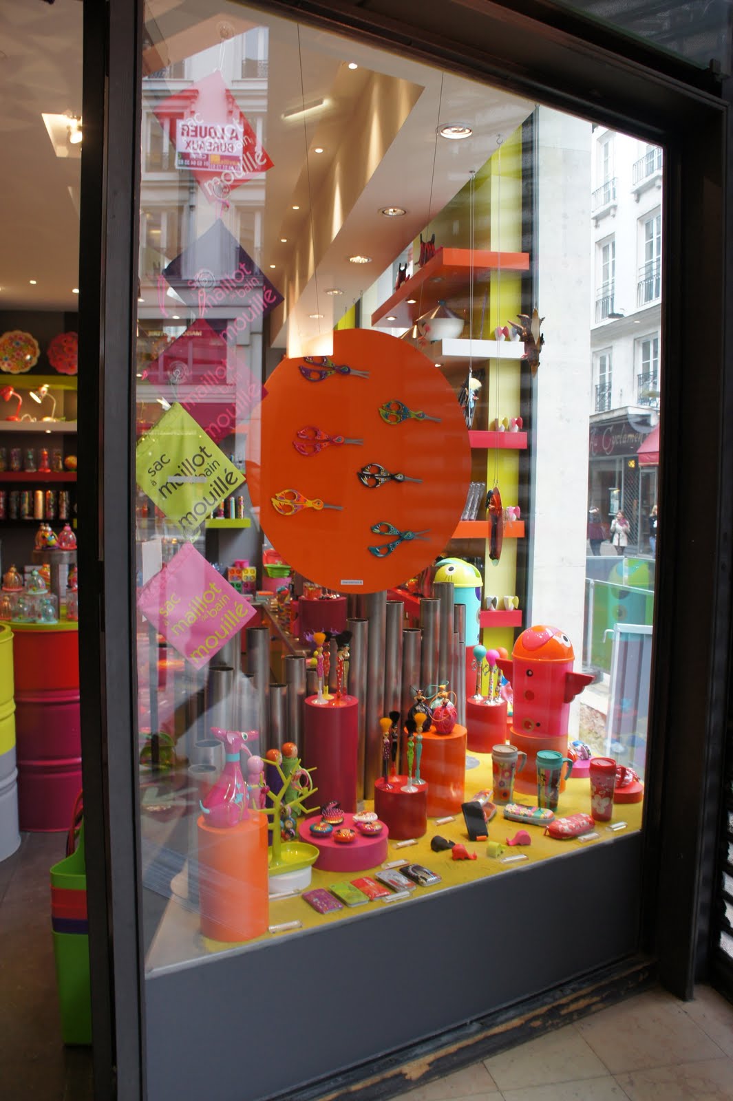 i - first person singular: Pylônes