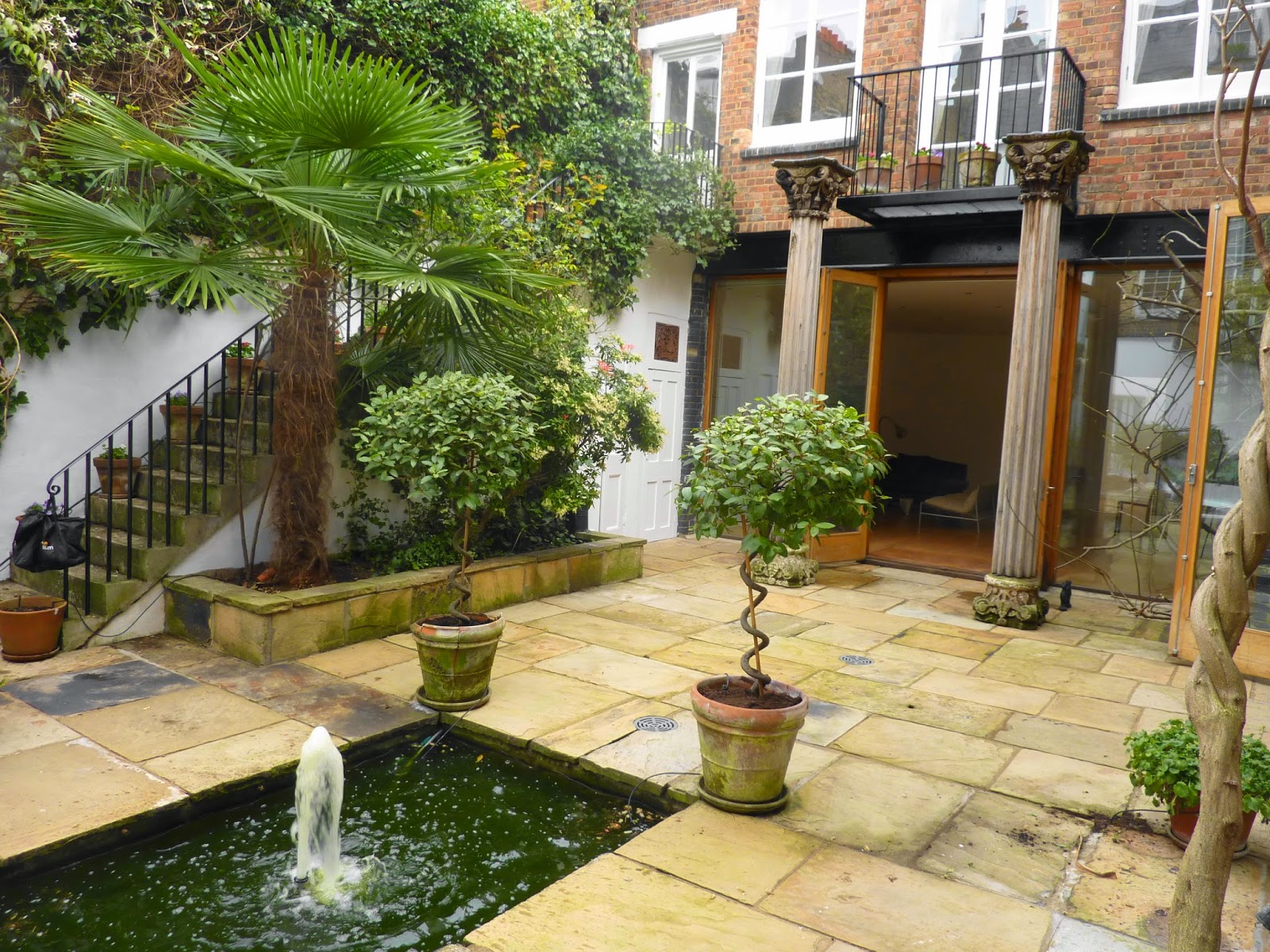 PEARL HOUSE, ROMAN WAY, ISLINGTON