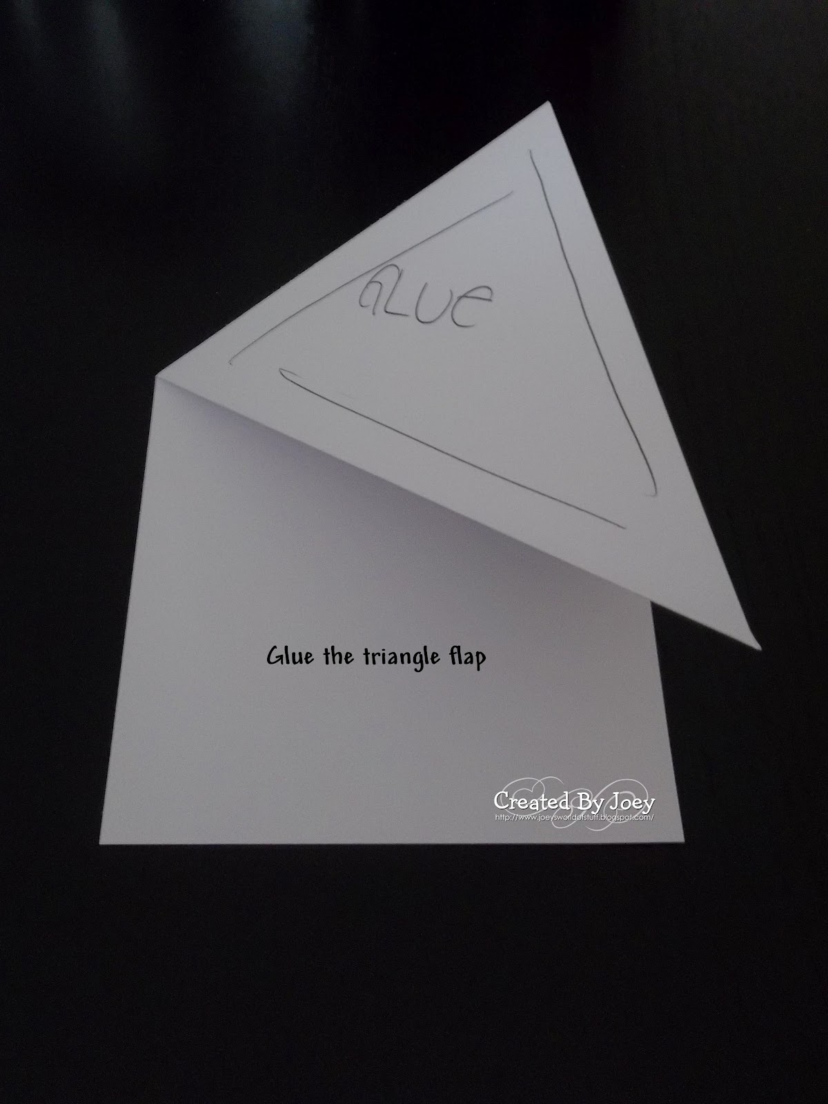 Joey's Stuff: Twisted Easel Card Tutorial