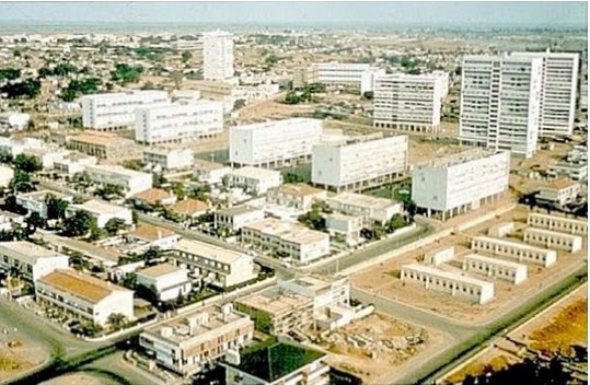 LUANDA TROPICAL: FIM DAS FÉRIAS