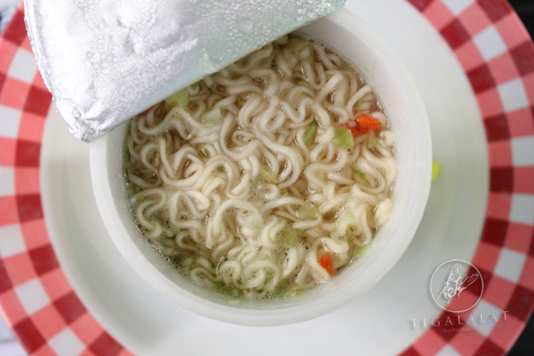 Antara Doha dan Jakarta (Old): ORANG KOREA CUBA MAGGI CUP MALAYSIA