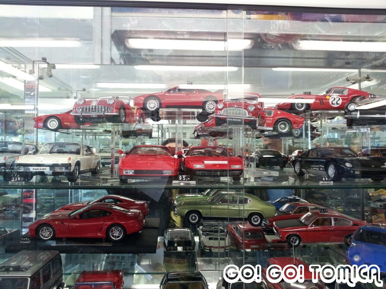 Go! Go! Tomica: Germany 2012 Part 2 - Diecast Shops