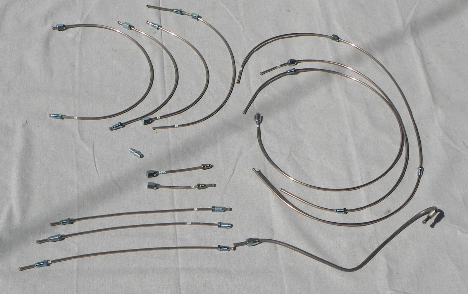 Tripp's TR6: Cunifer Brake Lines