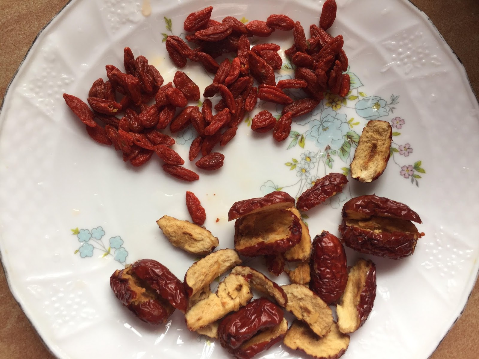 Red Dates and Goji Berries Drink