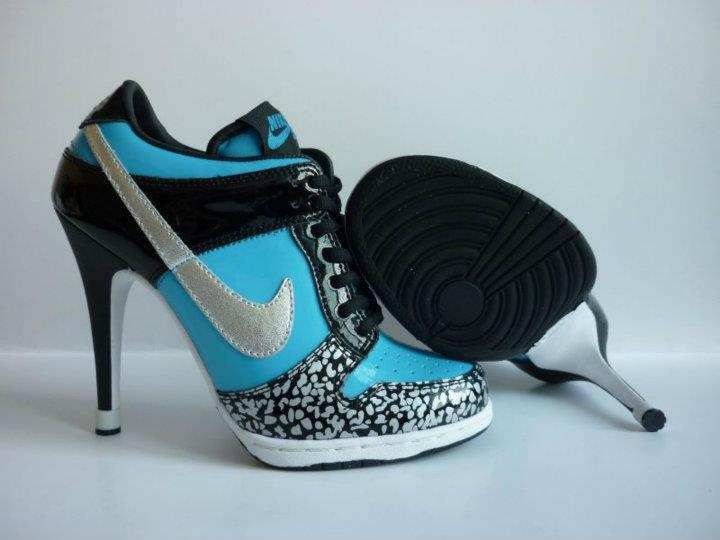 MAKEUPANDSTYLE: tacones nike
