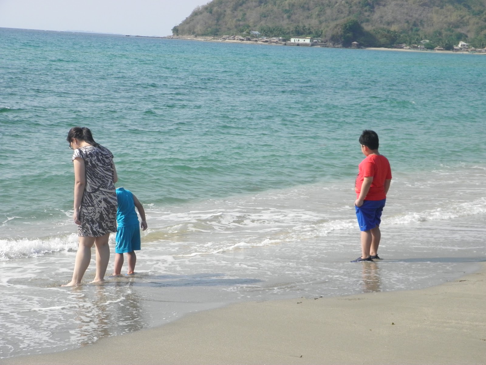 Mama Speaks: Sta. Maria (Suso Beach) Ilocos Sur - the WOW beach!
