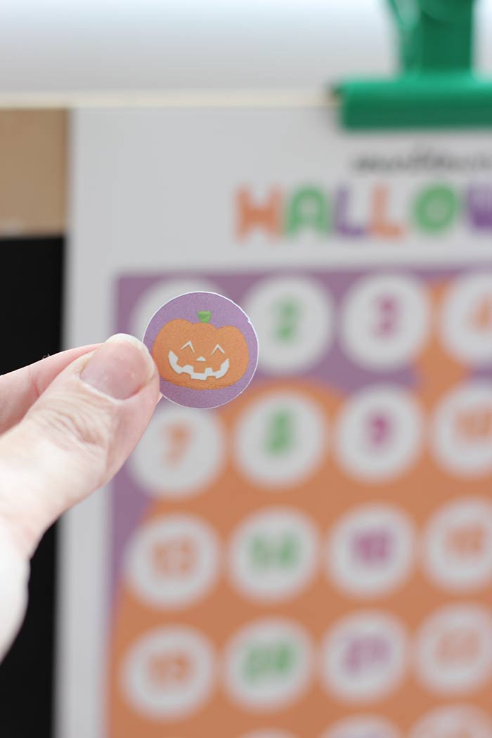 Free Halloween Countdown Calendar Printable with Jack O' Lantern ...