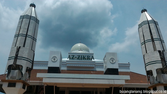 AYO Ke Masjid: Foto Eksterior Masjid Azzikra Sentul Bogor Bagian 1