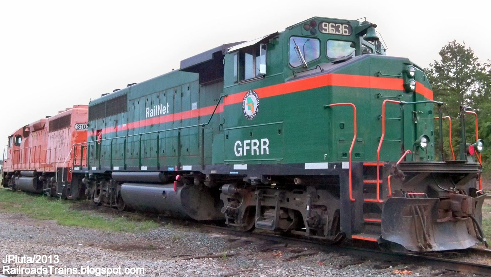 RAILROAD Freight Train Locomotive Engine EMD GE Boxcar BNSF,CSX,FEC,Norfolk Southern,UP,CN,CP ...