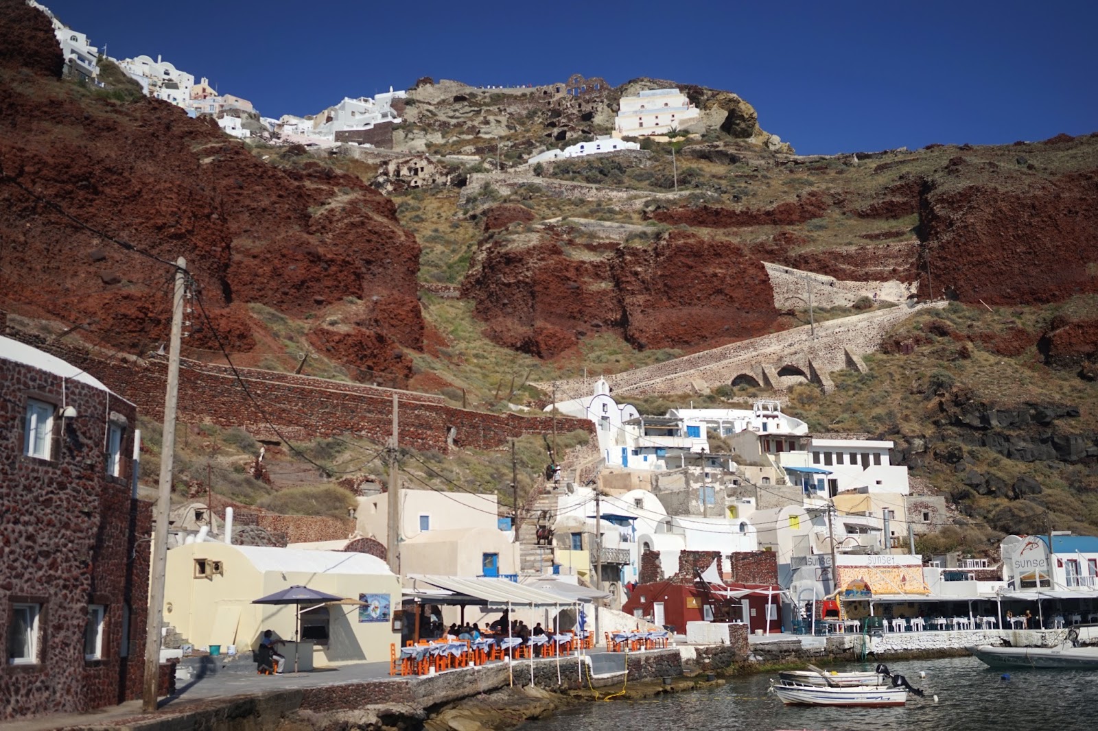 Emtalks: Walking Around Oia & Visiting Amoudi Bay; Santorini