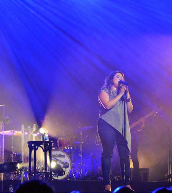 Renee Wilkin lance son premier album : L'amour, la guerre