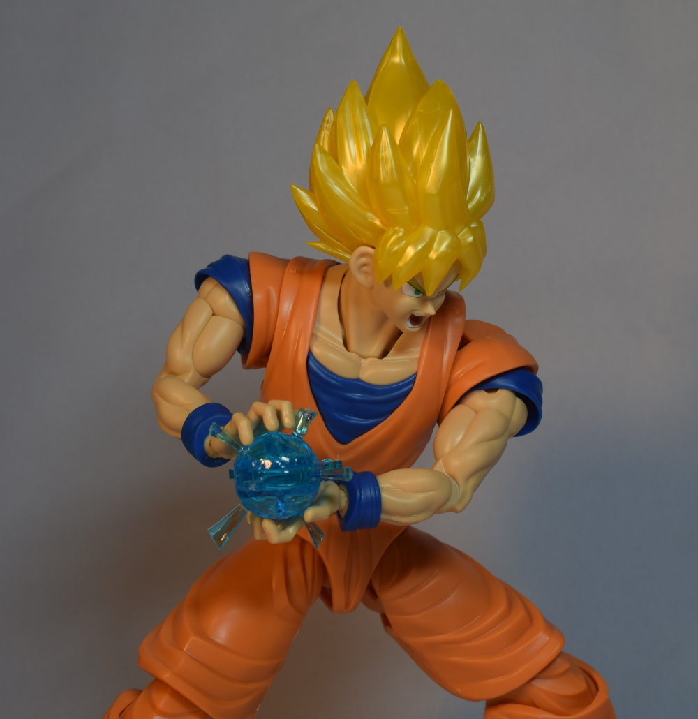 Elemental Cheese: Figure Review: Figure-rise Standard Super Saiyan Son Goku