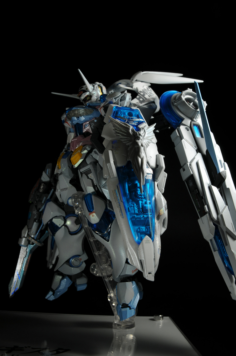 BEST GUNPLA OF THE WEEK N° 384 – Gundam Dipendente