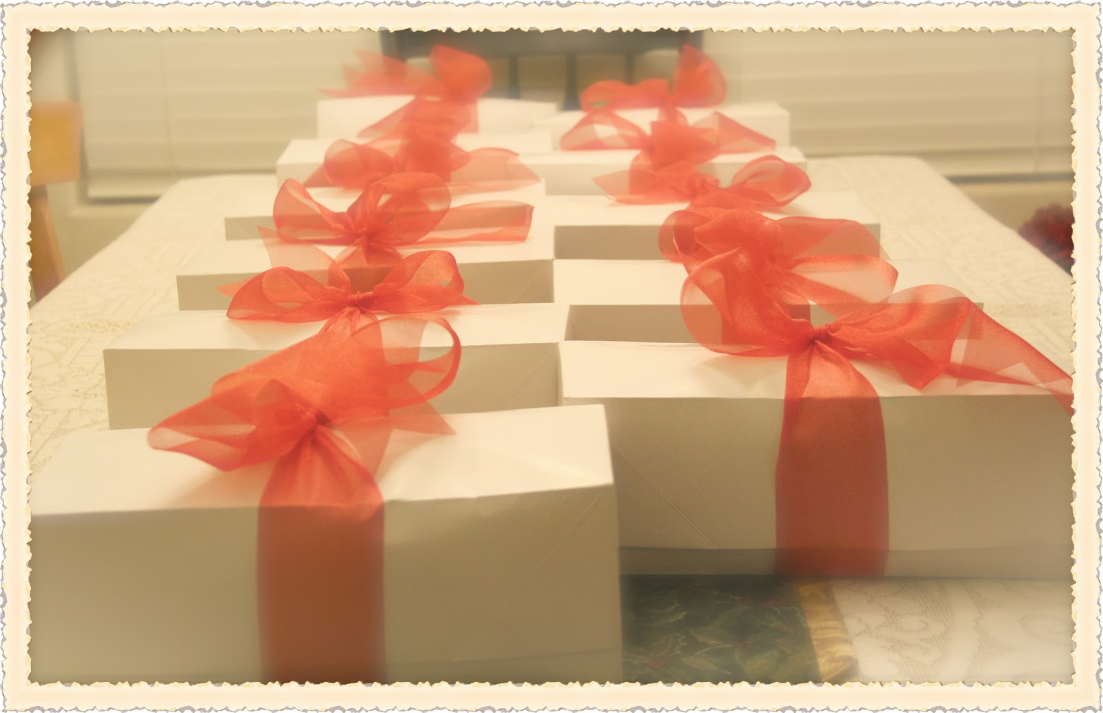 Rose Vignettes: Christmas Shoebox Gifts