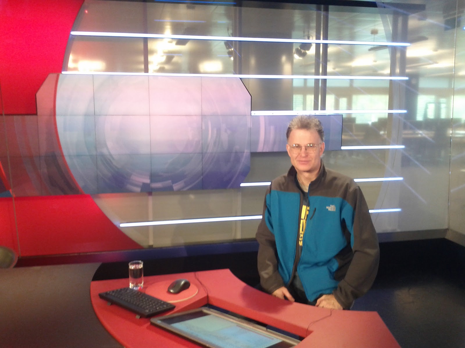 Weblog Gerrit Hartholt: Foto's rondleiding NOS 20 okt 2012