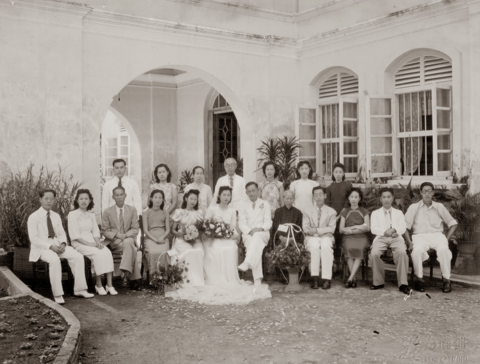 Sketch and Jot: The Chee Family