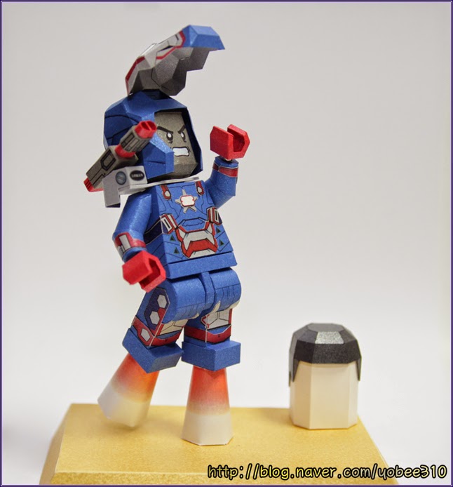 YOBEE'S LEGO MINI-FIGURE PAPER CRAFT: Lego Iron-Patriot Paper Craft