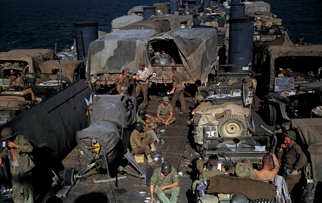 The World in Color During the 1940s and 1950s Through Robert Capa's ...