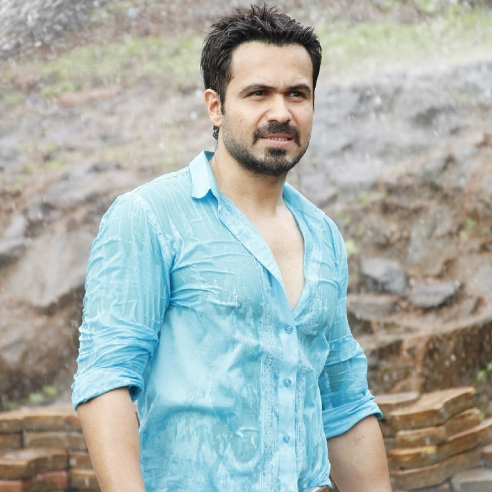 Emraan Hashmi Hot Kiss HD Photos Images Pic