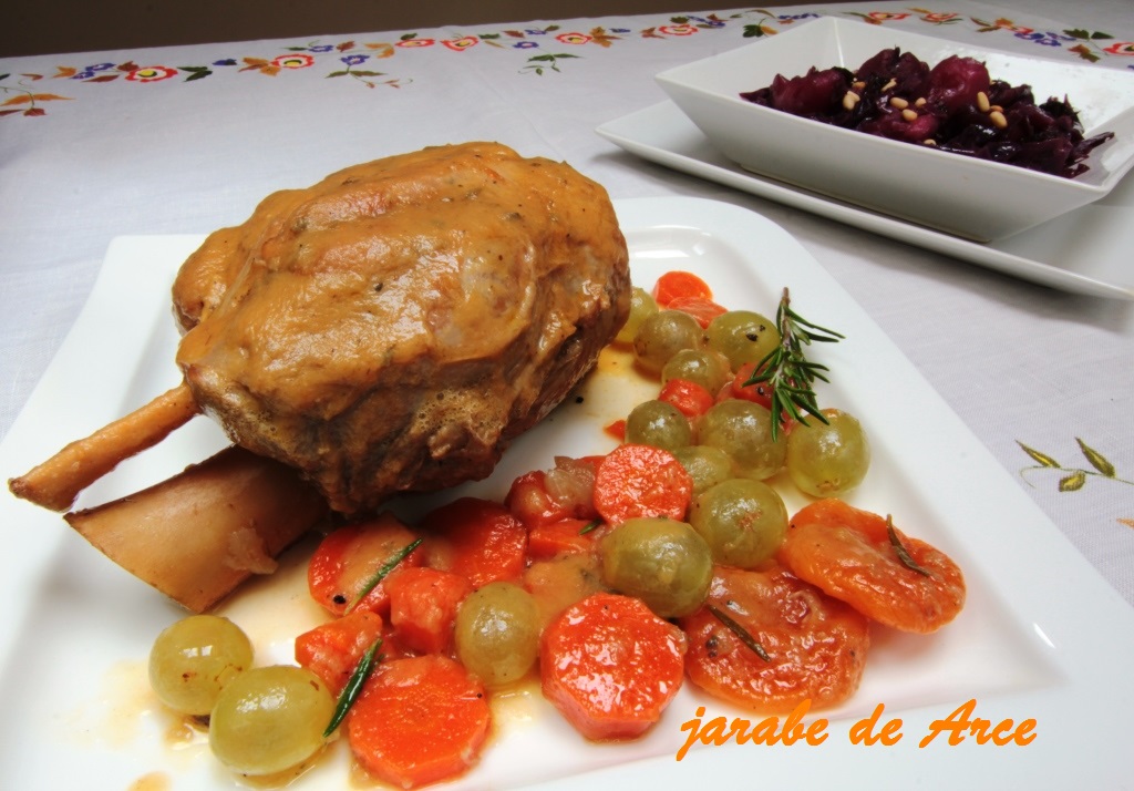 ¿Cocinamos o qué? : Codillo a la cerveza con guarnición de lombarda.