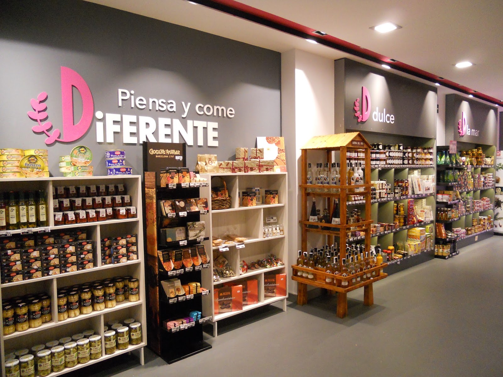 El Paladar Crítico: Nueva Tienda de Alimentación y Delicatessen "Diferente"