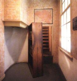 Katelin L. Ashcraft : The Diary of Anne Frank