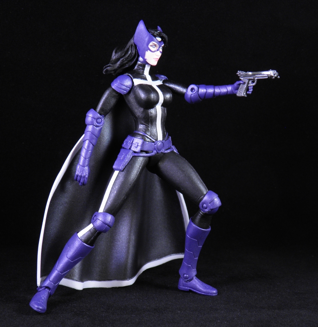She's Fantastic: DC Comics World's Finest HUNTRESS!